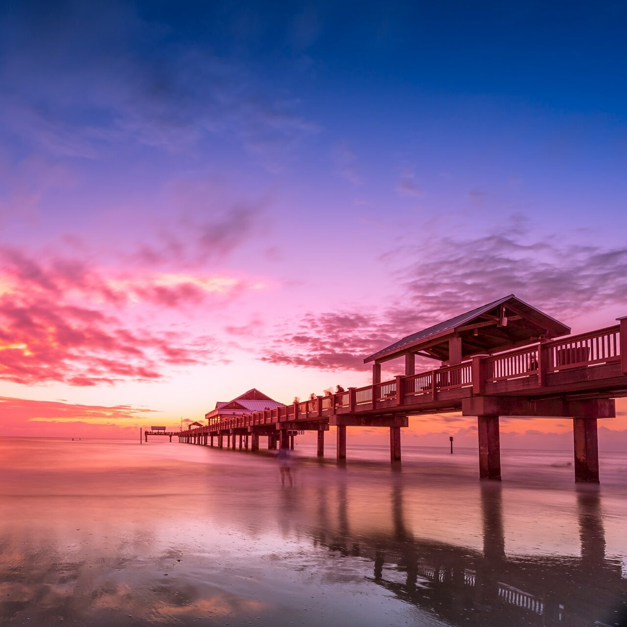 Clearwater Beach vs Cocoa Beach - Best Pick from Disney & Orlando Clearwater Beach vs Cocoa Beach - Best Pick from Disney & Orlando