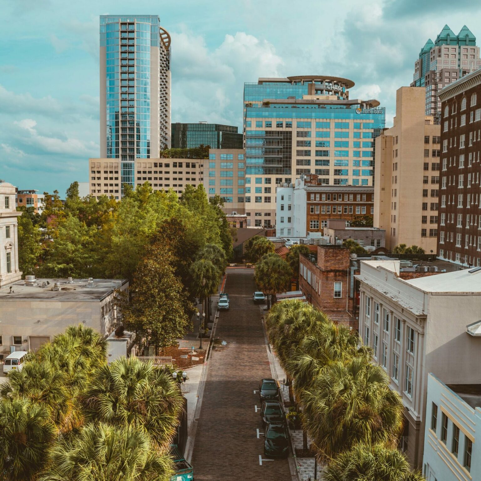 12 Best Downtowns in Florida - Lively Places to Shop & Eat