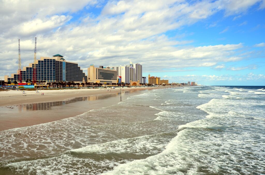 The 6 Best 5-Star Oceanfront Hotels in Daytona Beach Florida - 2026 Update
