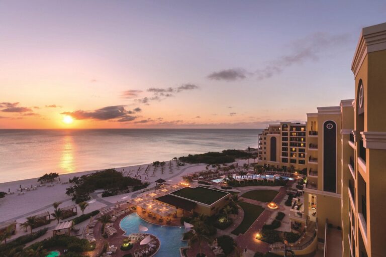 The 6 Best 5-Star Resorts in Aruba in 2026 | Pure Luxury