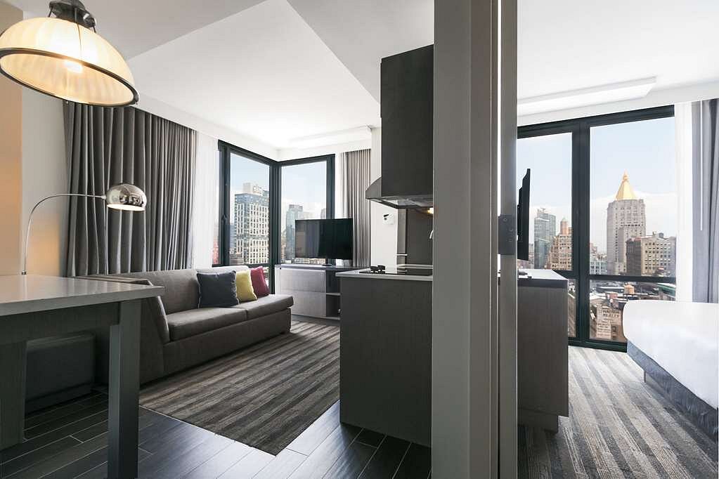 15 Largest Hotel Rooms in New York City - Rooms & Suites for All Budgets