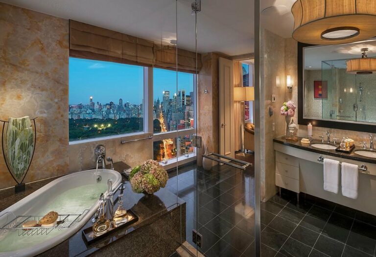 15 Largest Hotel Rooms in New York City - Rooms & Suites for All Budgets