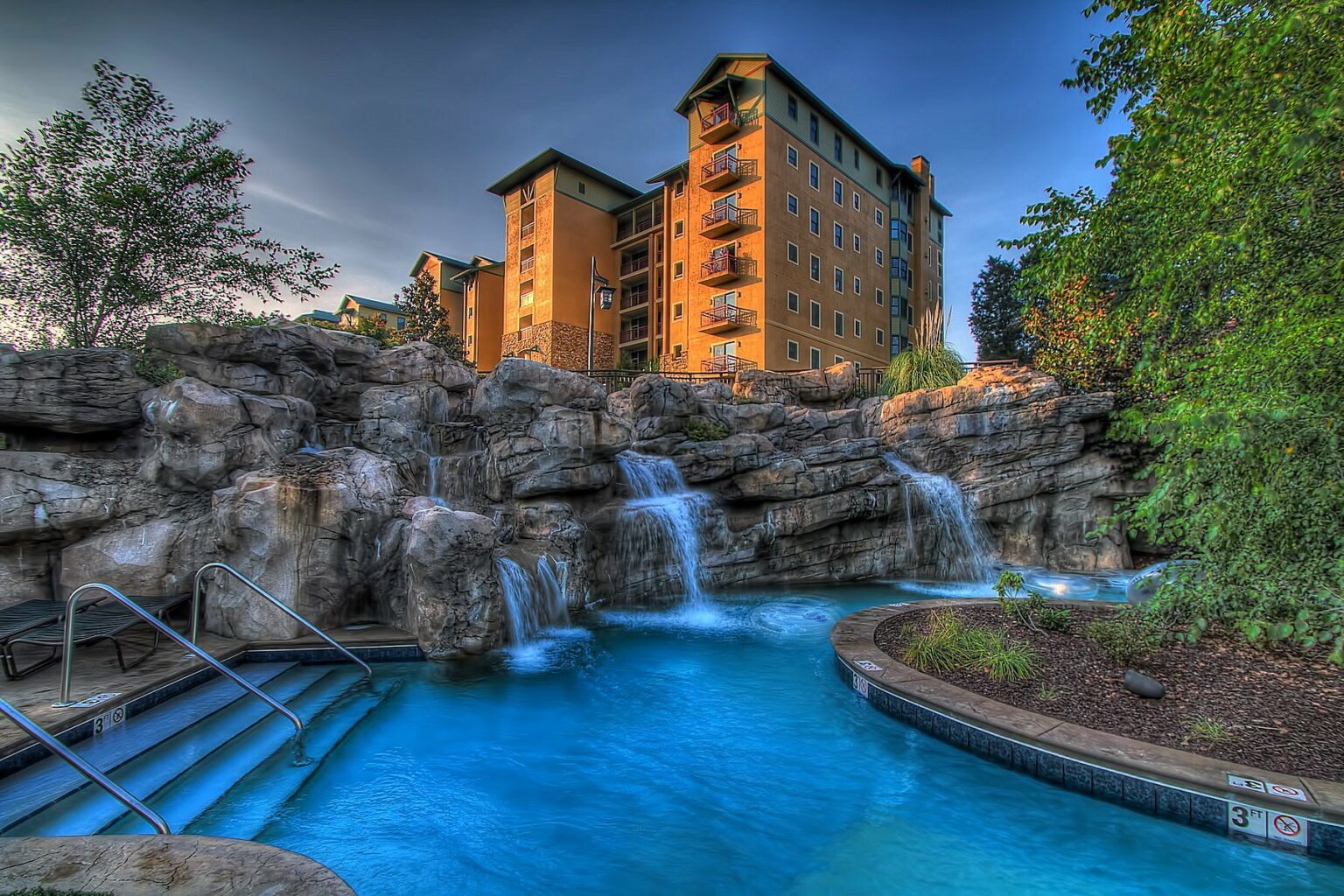 8 Best All-Inclusive Resorts in Gatlinburg TN - 10 Mins to Great Smoky ...
