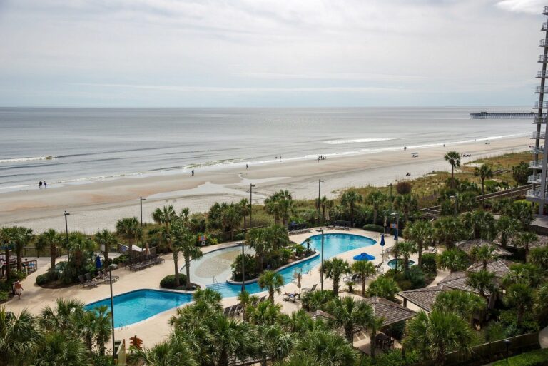 The 8 Best Resorts in Myrtle Beach Oceanfront | Right on the Sand