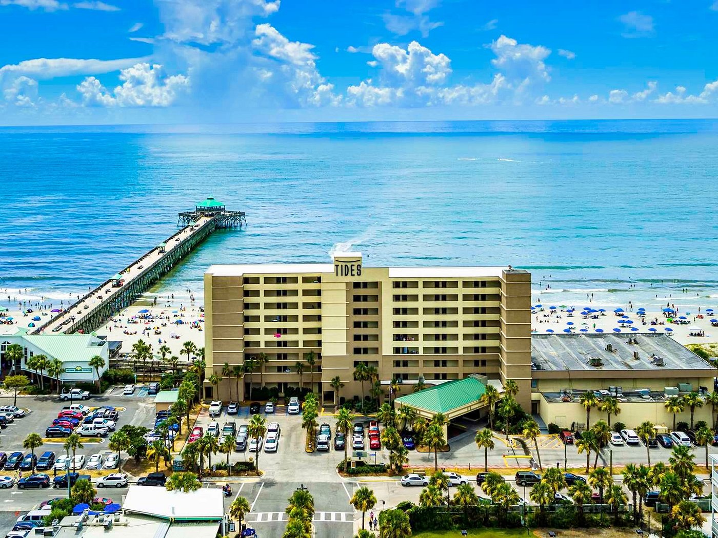 The 8 Best Charleston Resorts on the Beach | Right on the Sand