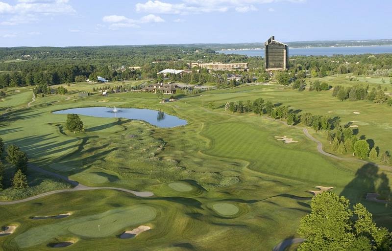 The 8 Best Resorts in Northern Michigan | Hand-Picked for 2026