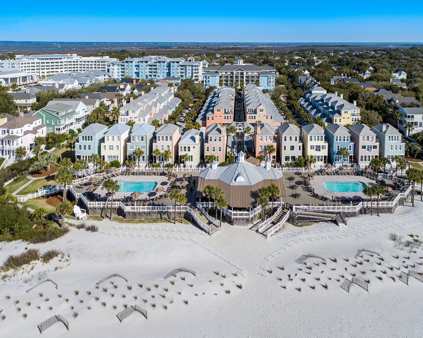 The 8 Best Charleston Resorts on the Beach | Right on the Sand