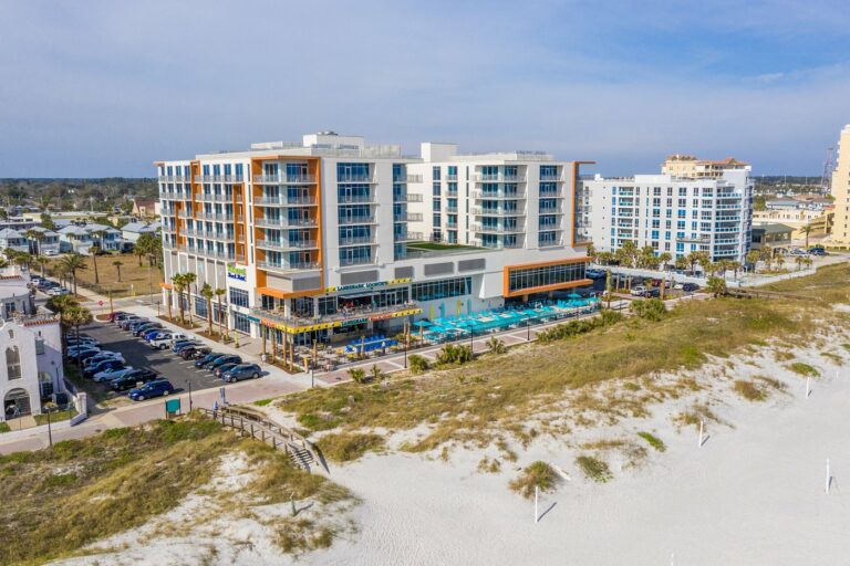 The 8 Best Jacksonville Resorts on the Beach | Right on the Sand