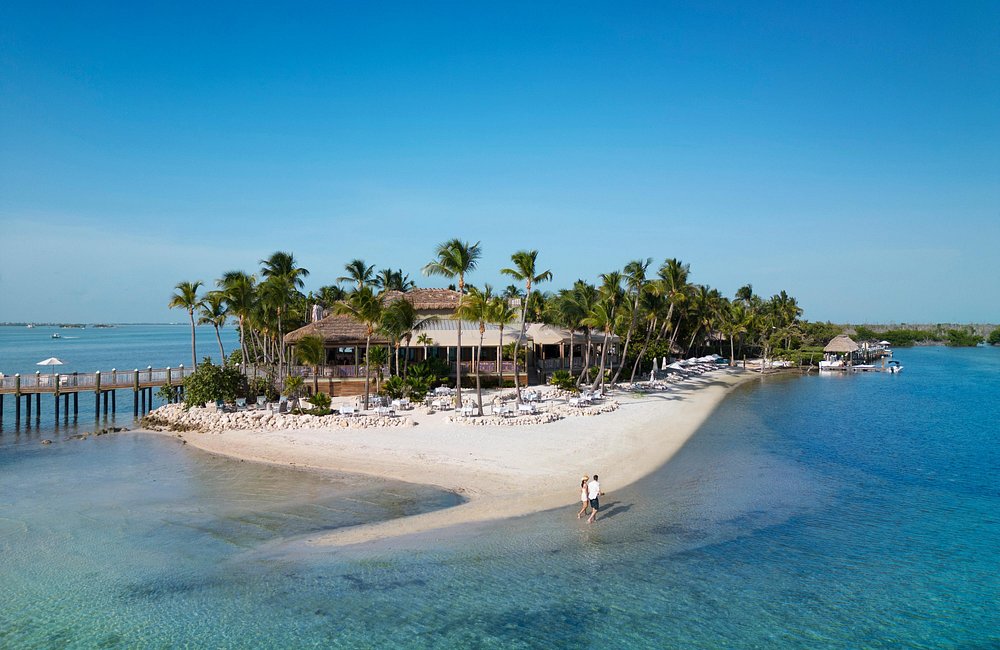 8 Best Beachfront Resorts in Florida Keys 2025 | Right on the Sand