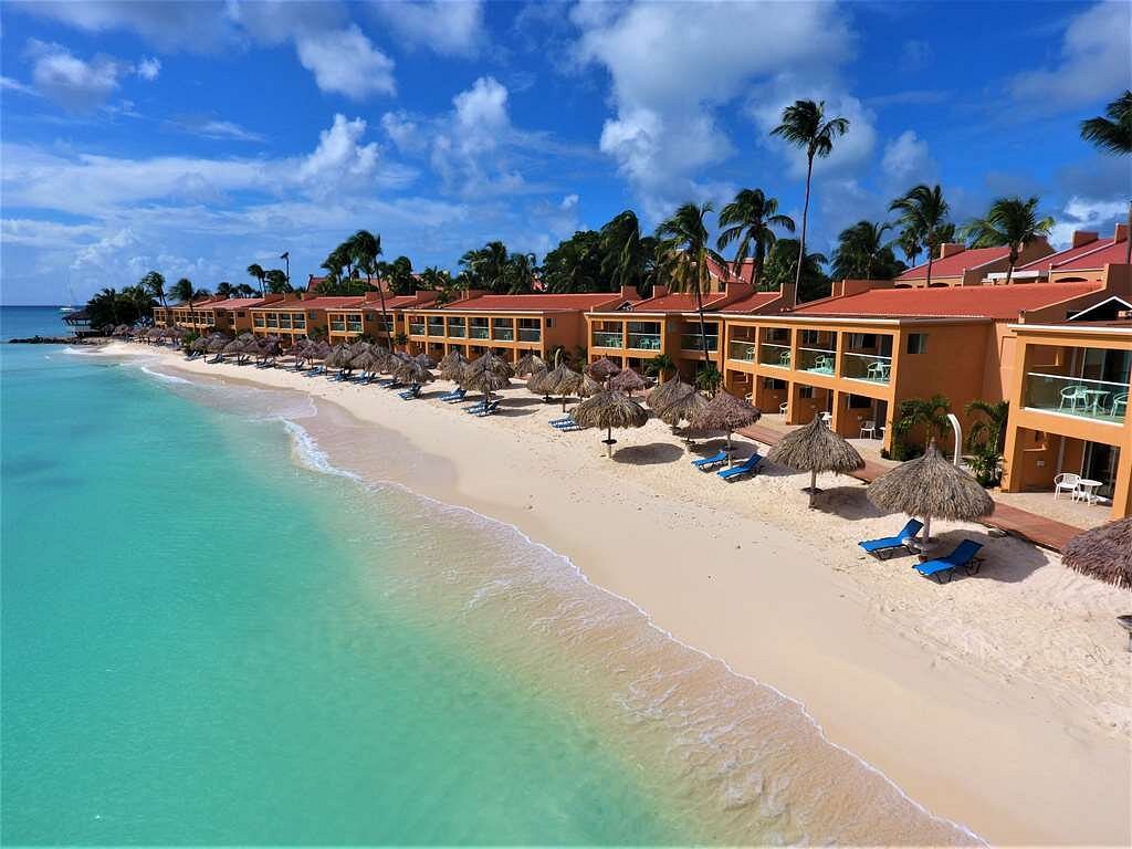 The 8 Best Beachfront Resorts in Aruba 2025 | Right on the Sand