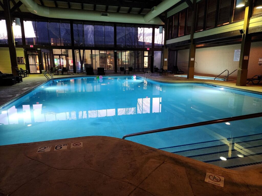 The 8 Best Spa Resorts in Lake Geneva WI | Hand-Picked for 2026