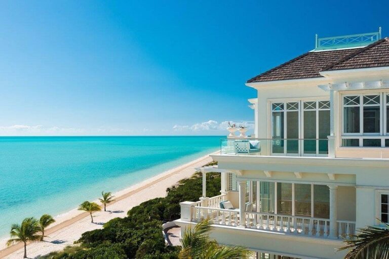 The 8 Best 5-Star Resorts in Turks and Caicos - 2025 Update