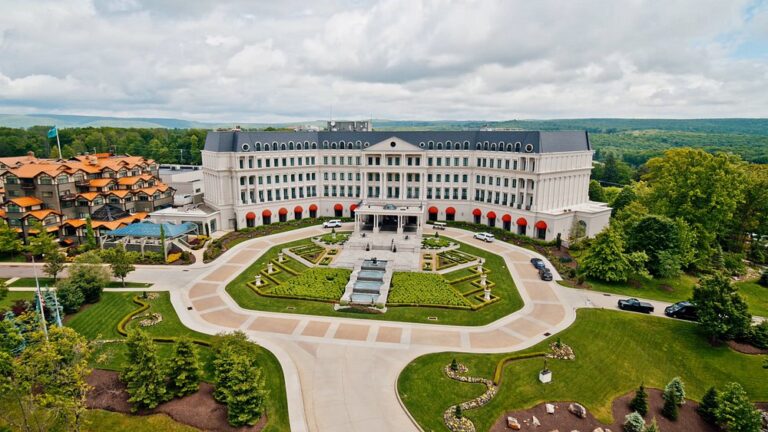 The 8 Best Luxury Resorts in Pennsylvania - 2026 Update