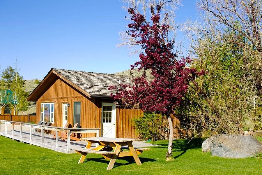 The 8 Best Resorts in Bozeman, Montana | Hand-Picked for 2025