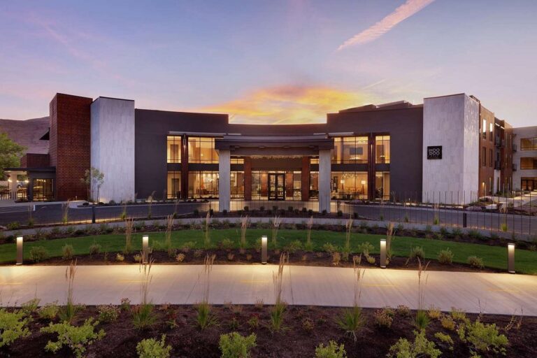 The 8 Best Resorts in Moab, Utah | Hand-Picked for 2026