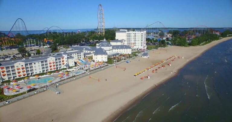 The 8 Best Resorts on Lake Erie | Hand-Picked for 2025