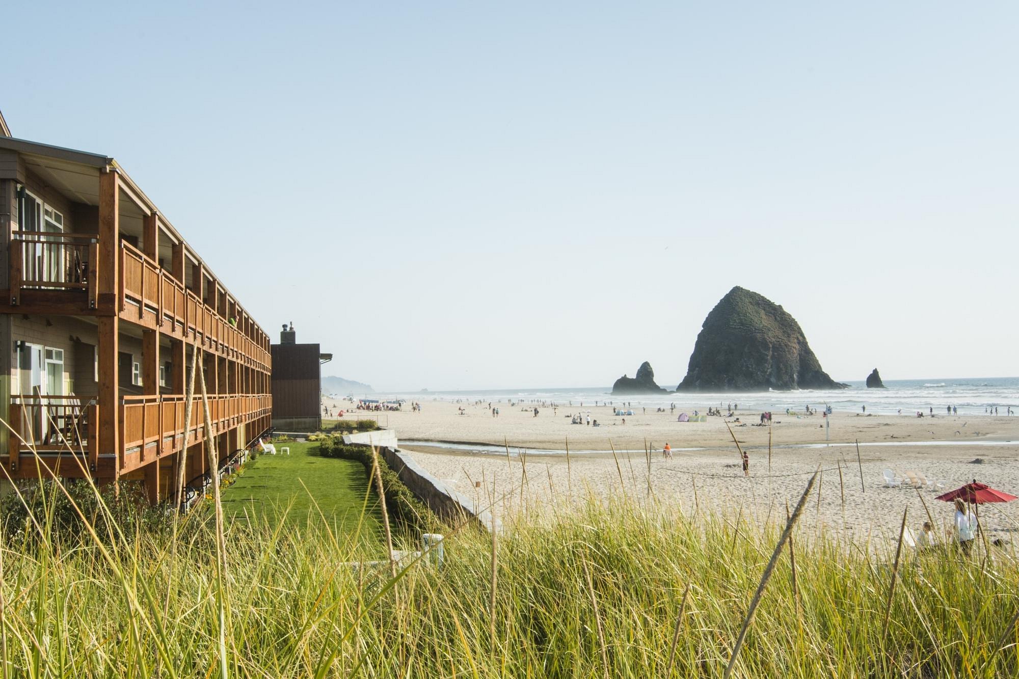 The 8 Best Resorts in Seaside, Oregon | Right on the Sand in 2026