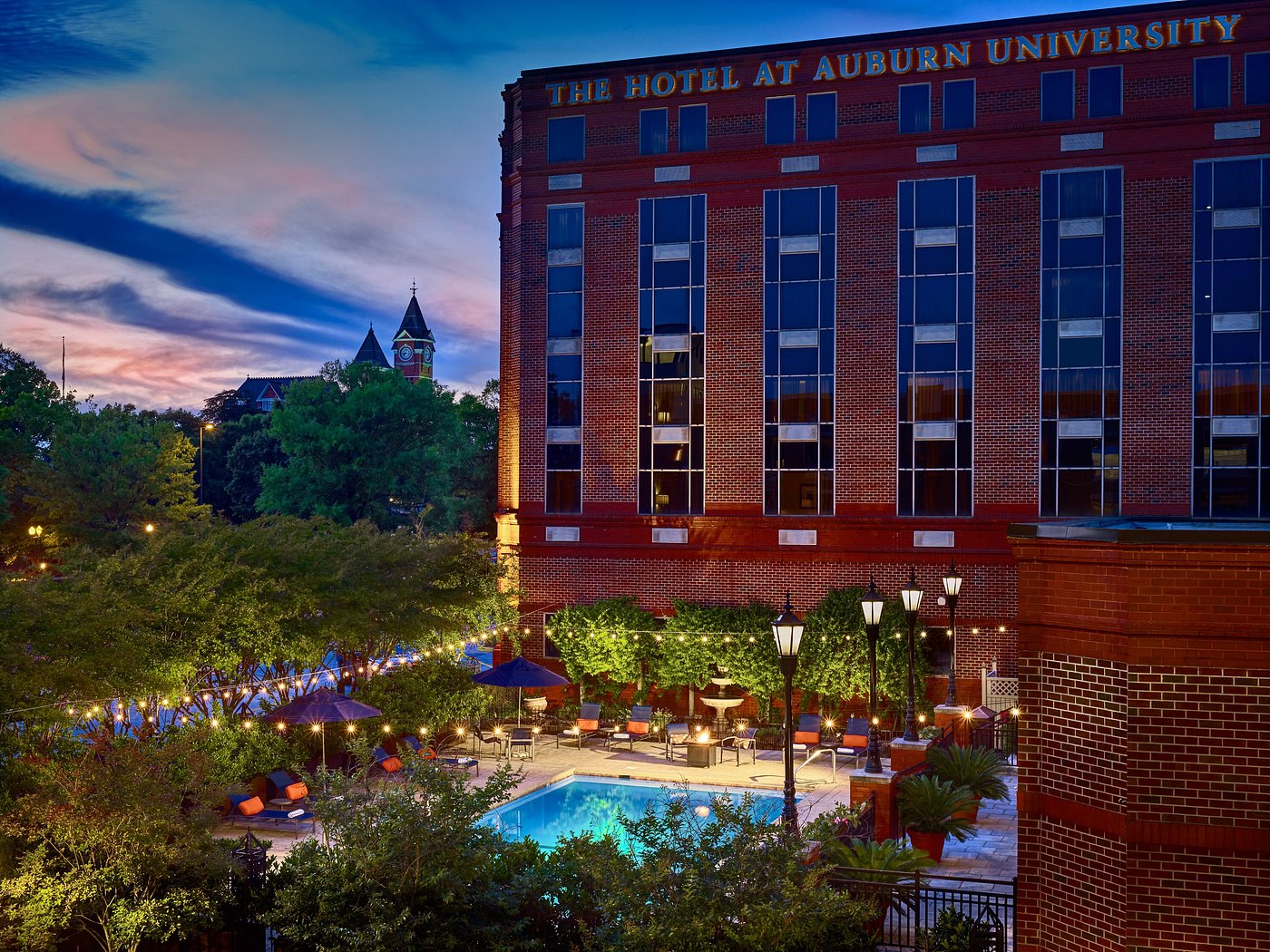 The 8 Best Hotels Near Auburn University - 3 Min Walk to Campus