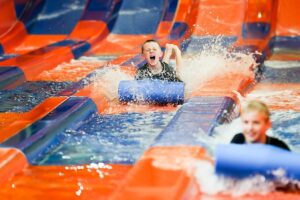 8 Best Water Park Resorts in Wisconsin Dells | Slides & Lazy Rivers in 2025