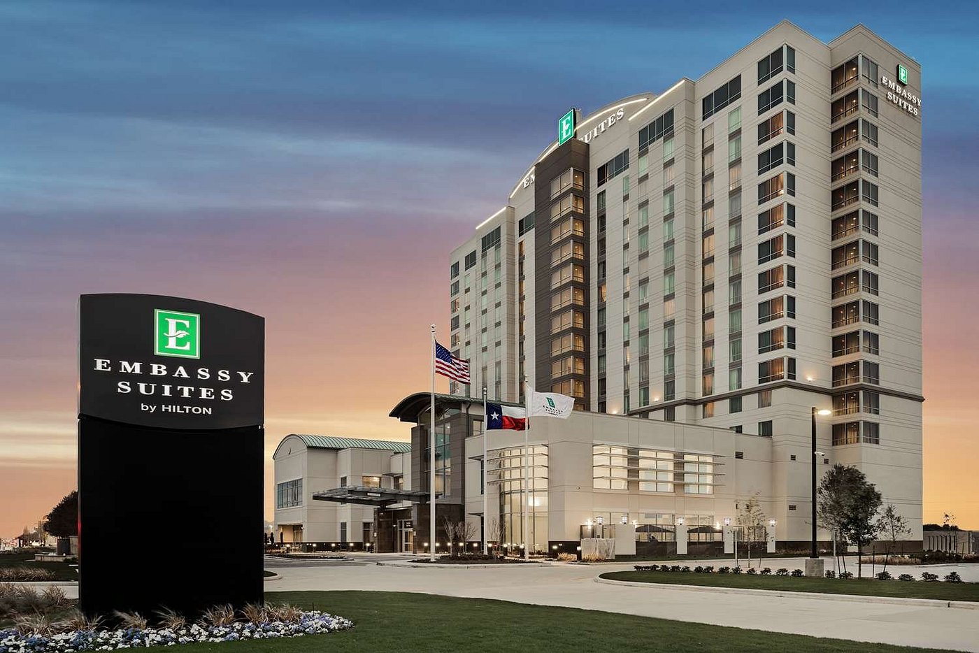 The 8 Best Hilton Hotels in Houston TX | Honest 2026 Guide