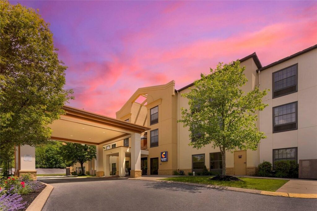 The 8 Best Hotels Near Penn State University | Walk to Campus 2026 Update